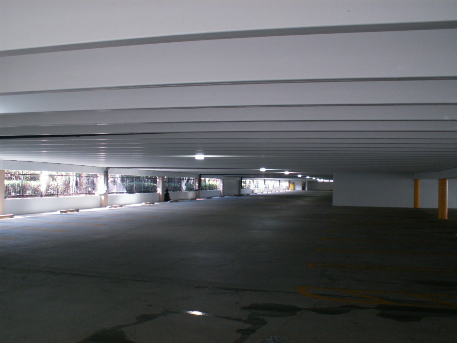 L.A. commercial parking structure and garage painters